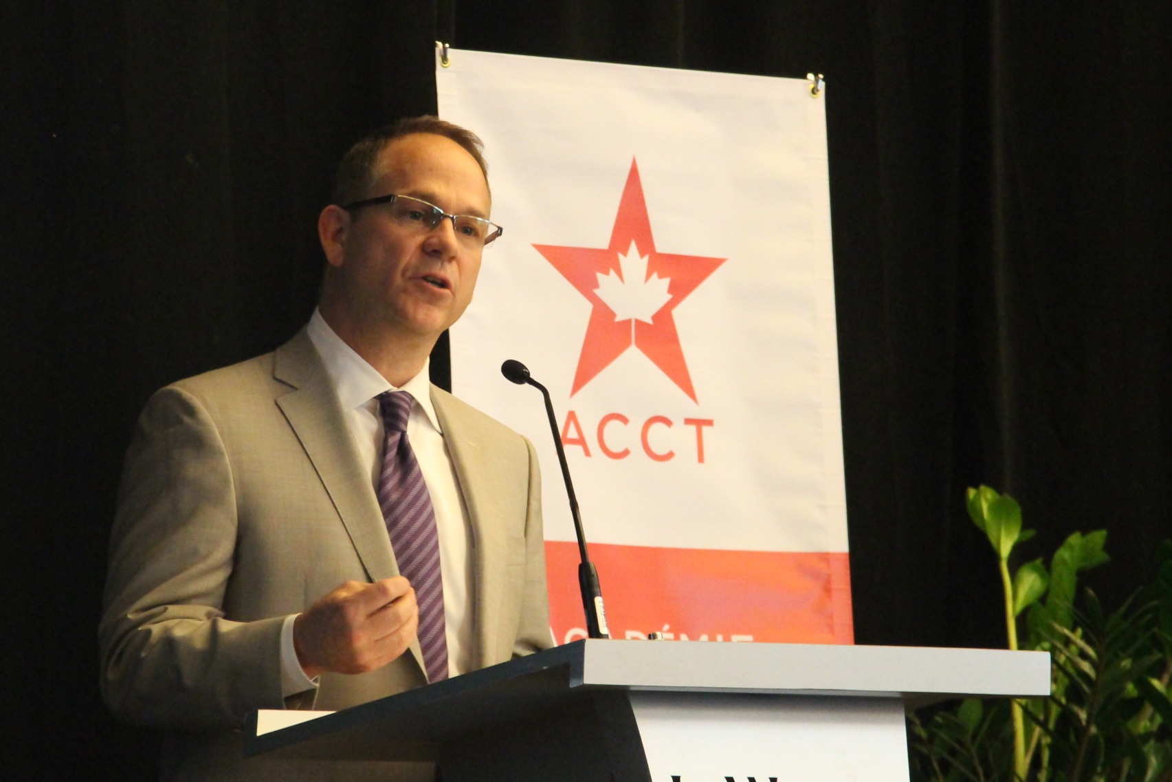 Crull promises no surprises at Bell-Astral hearing II - Cartt.ca