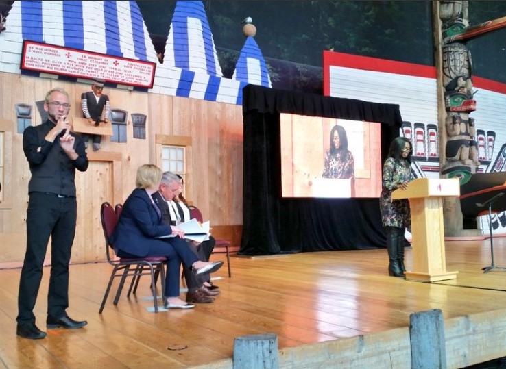 New national video relay service offers greater independence to deaf ...